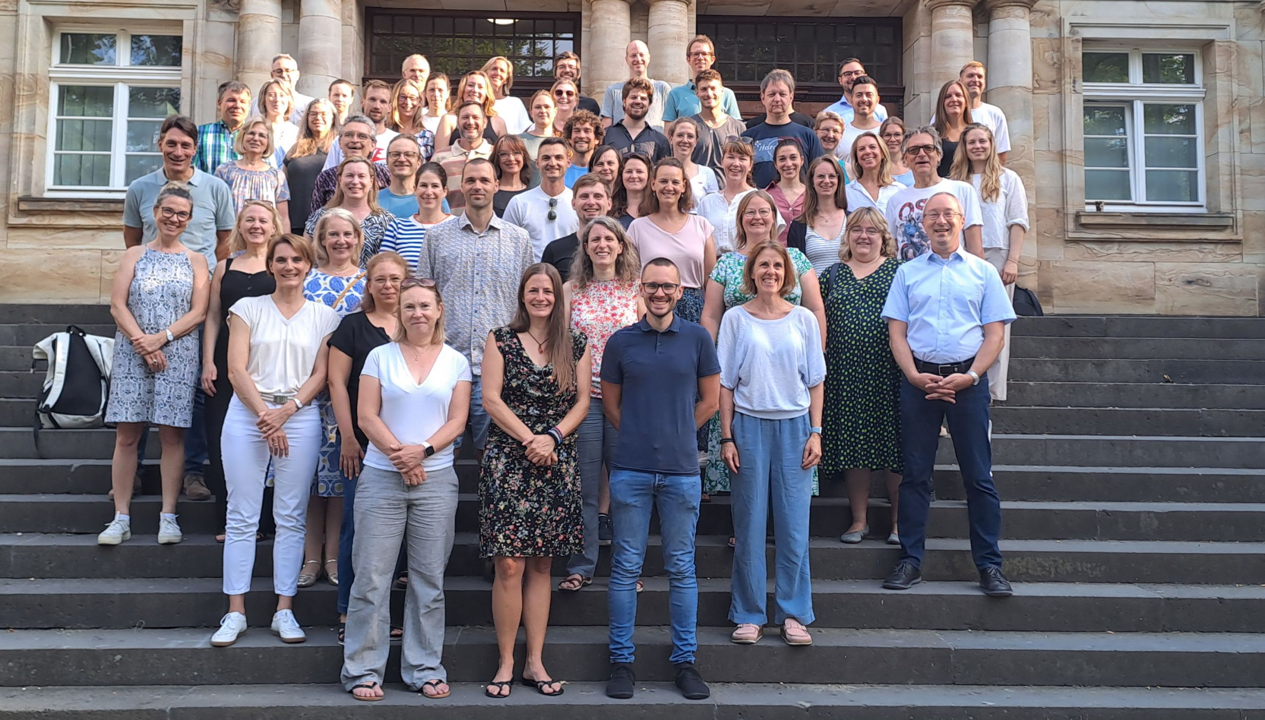 Kollegium und Ansprechpersonen - Eleonorenschule Darmstadt